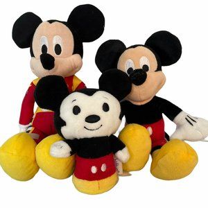 Disney | Toys | Mickey Mouse Nascar Race Car Driver Itty Bitty | Poshmark